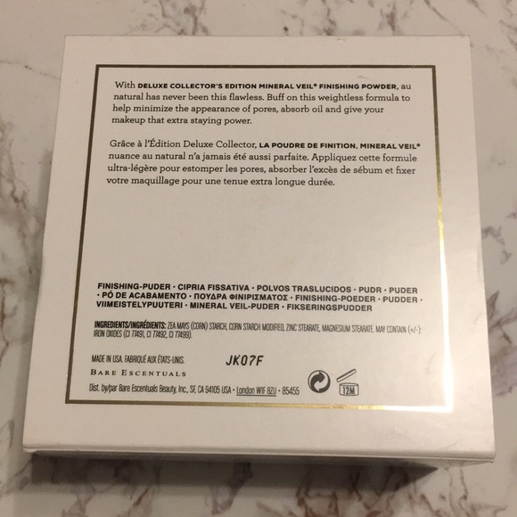 bareMinerals | Makeup | Deluxe Mineral Veil Finishing Powder | Poshmark